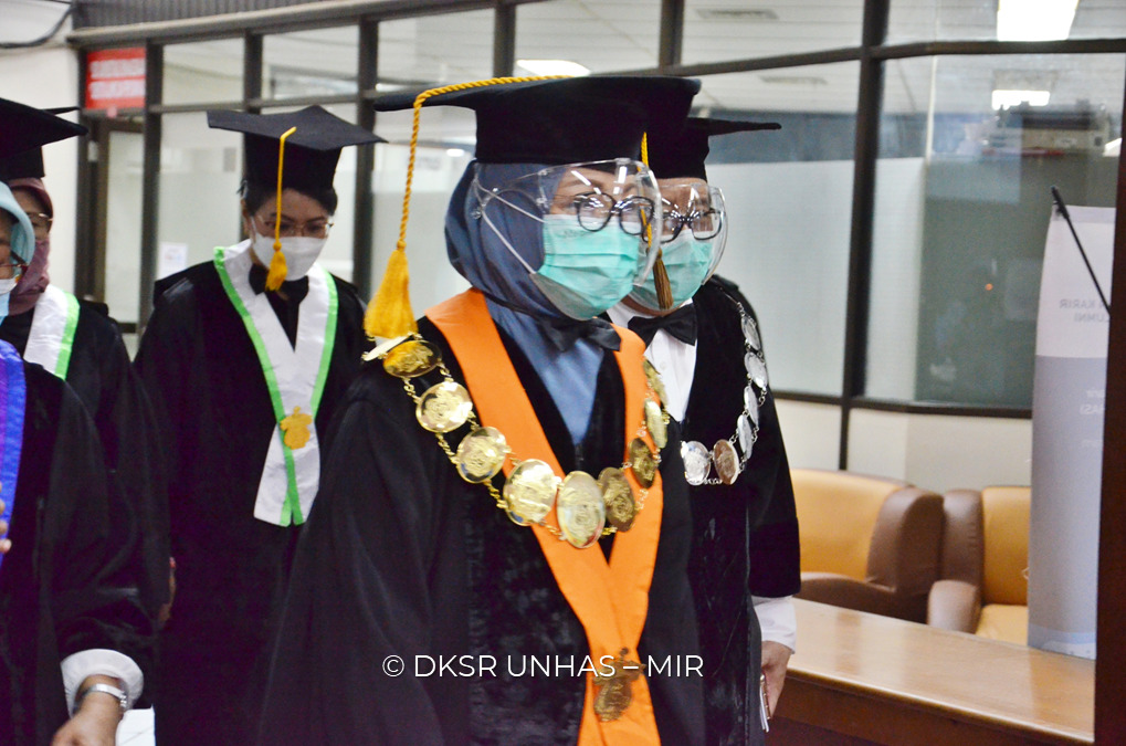 Unhas Kembali Kukuhkan Tiga Guru Besar Fakultas Kedokteran Gigi - Hasanuddin University