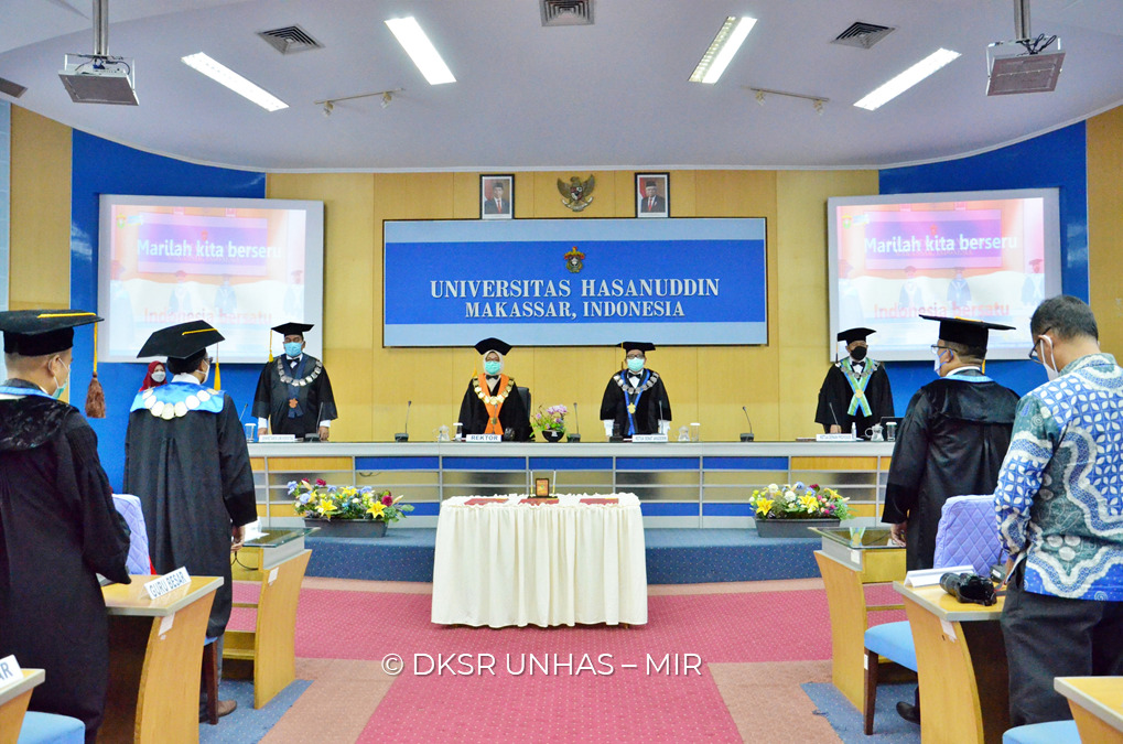 Unhas Kembali Kukuhkan Tiga Professor Baru Fakultas MIPA - Hasanuddin University