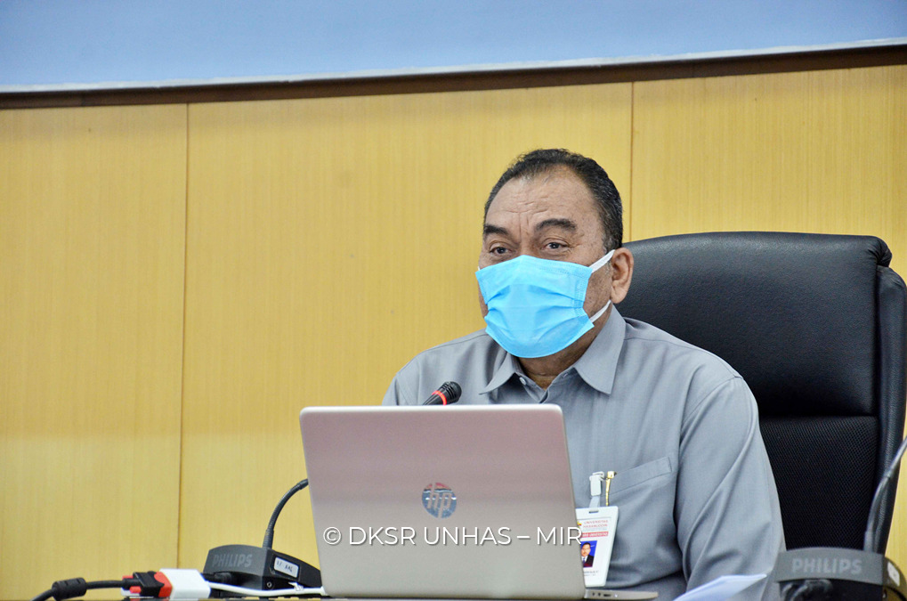 Unhas Gelar Sosialisasi Pedoman Operasional Beban Kerja Dosen Tahun 2021 - Hasanuddin University