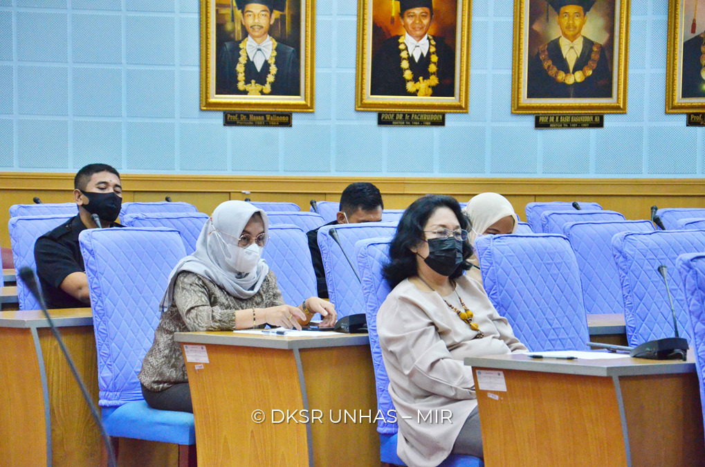 Unhas Gelar Rapat Persiapkan Wisuda Periode IV Tahap 1 Tahun Akademik ...