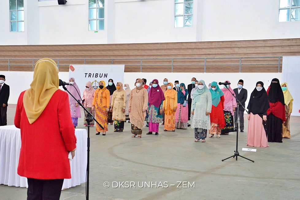 Rektor Lantik 81 Pejabat Fungsional Lingkup Unhas - Hasanuddin University