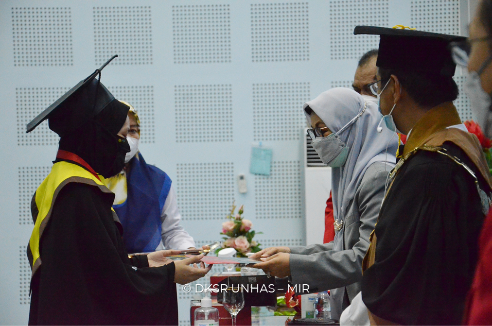 Pascasarjana Unhas Hasilkan 8 Doktor Muda PMDSU yang Terbitkan 33 ... Pascasarjana Unhas Hasilkan 8 Doktor Muda PMDSU yang Terbitkan 33 ...