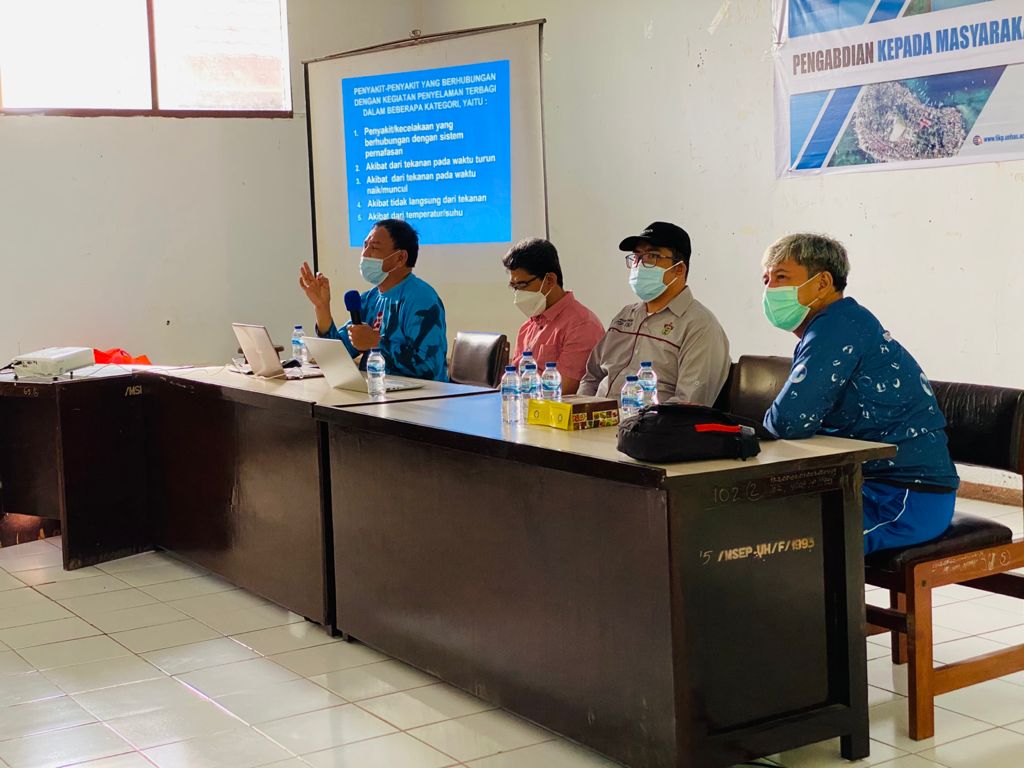 FIKP Unhas dan Seicy Foundation Gelar Pengabdian Masyarakat di Pulau ...