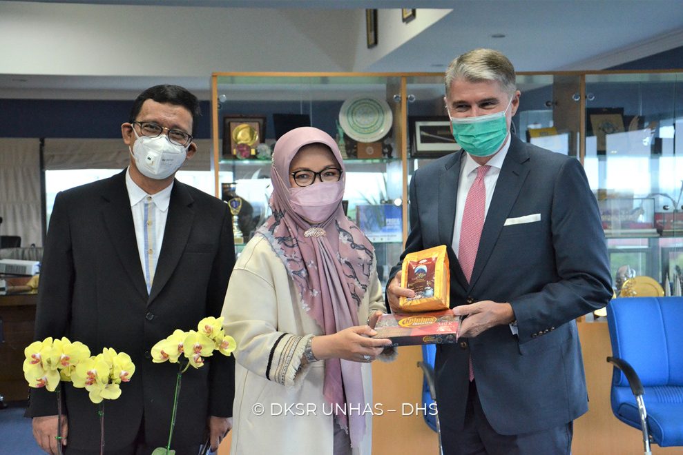 Terima Kunjungan Dubes Kroasia, Rektor Unhas Perkuat Program Kolaborasi ... Terima Kunjungan Dubes Kroasia, Rektor Unhas Perkuat Program Kolaborasi ...