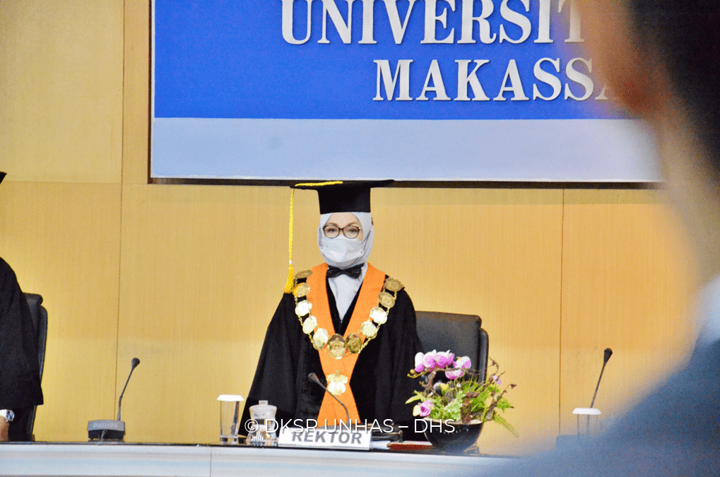 Unhas Kukuhkan Tiga Guru Besar Baru Fakultas Kesehatan Masyarakat - Hasanuddin University