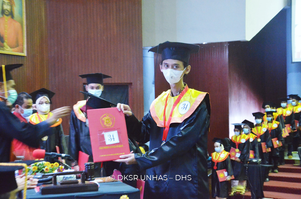 Wisuda Periode III Tahap 1 Tahun Akademik 2021/2022, Unhas Tambah 1.217 ...