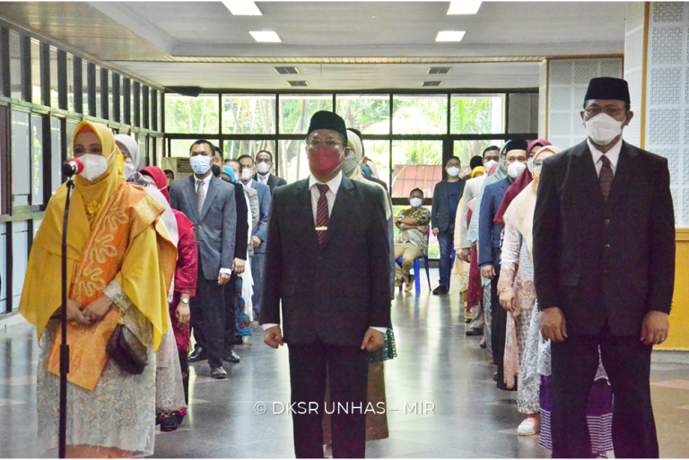 Rektor Unhas Lantik Pejabat Baru, Termasuk Tiga Dekan Fakultas - Hasanuddin University