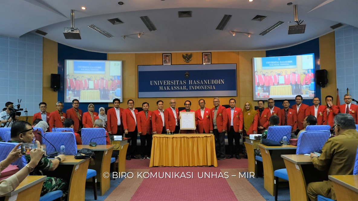 Komitmen Dorong Pelayanan Optimal Bersih Melayani, Unhas Launching Zona ... Komitmen Dorong Pelayanan Optimal Bersih Melayani, Unhas Launching Zona ...