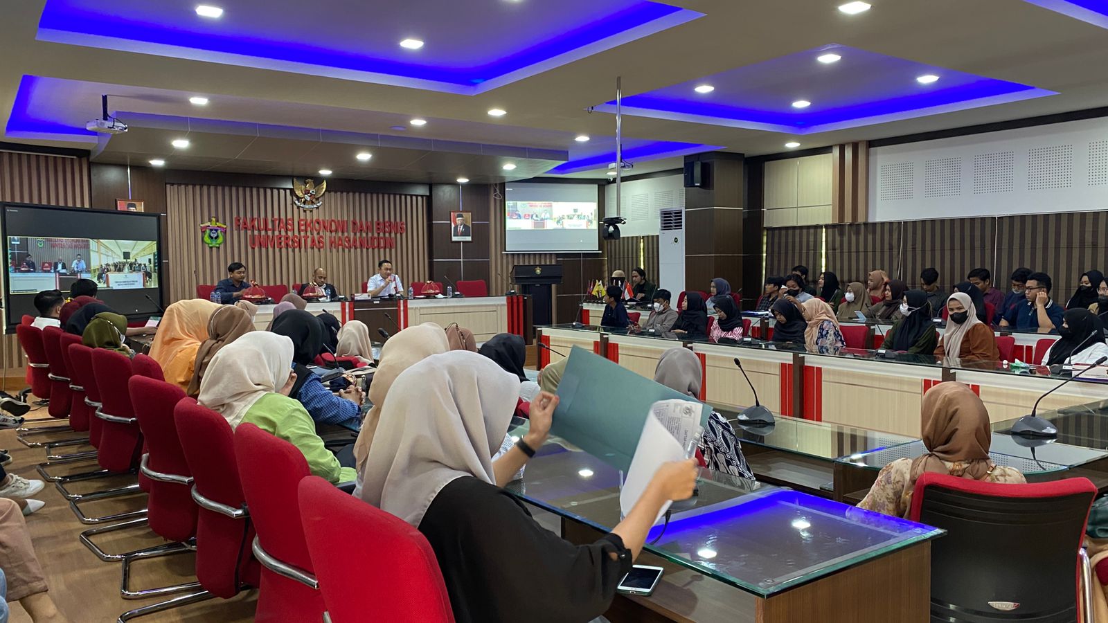 FEB Unhas Kerjasama Kementerian Investasi BKPM Selenggarakan Kuliah ...