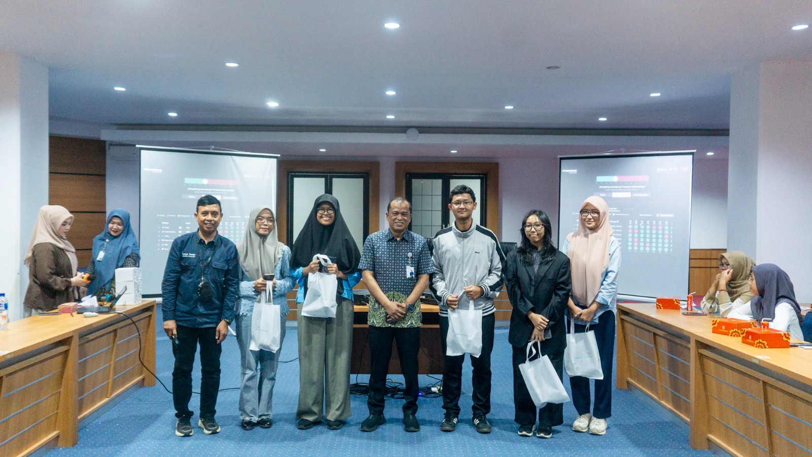 BPJS Kesehatan Goes to Campus: Unhas Perkuat Literasi JKN-KIS bagi Mahasiswa - Hasanuddin University