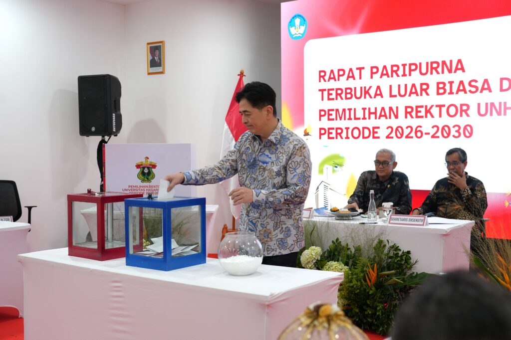 Prof. JJ Terpilih Kembali Sebagai Rektor Unhas Periode 2026–2030, Raih ...